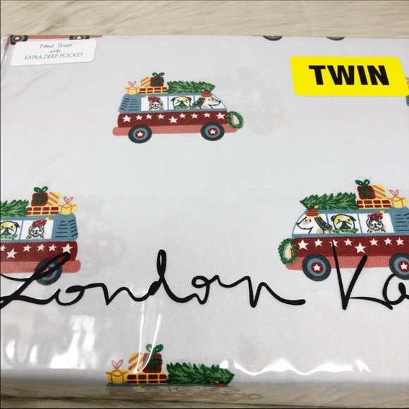 London Kaye | Bedding | Puppy Dog Holiday Road Trip Twin Sheet Set ...